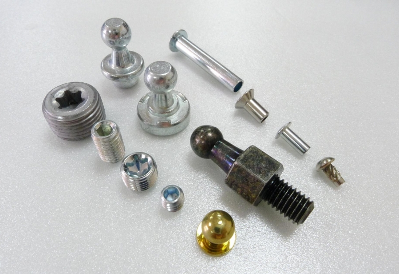 Products - SUPREME FASTENER CORP.